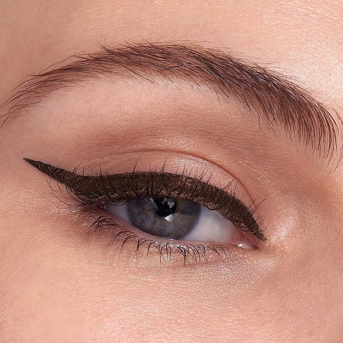 Eyeliner dark store